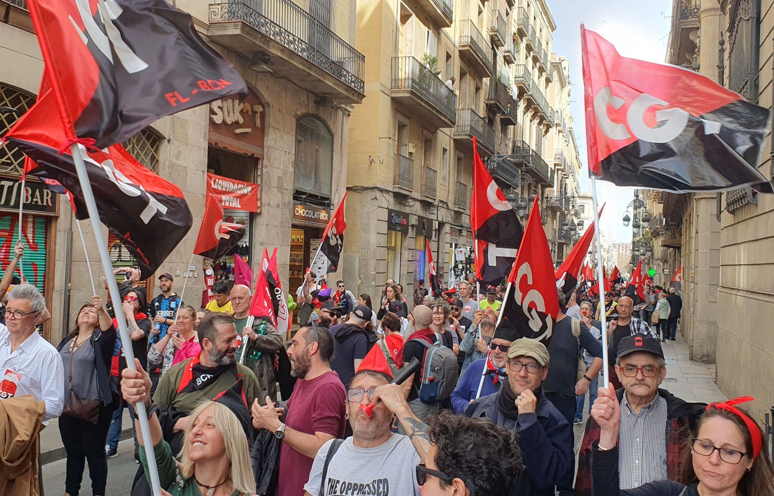 Una marcha convocada por CGT contra precariedad recorre centro de ...